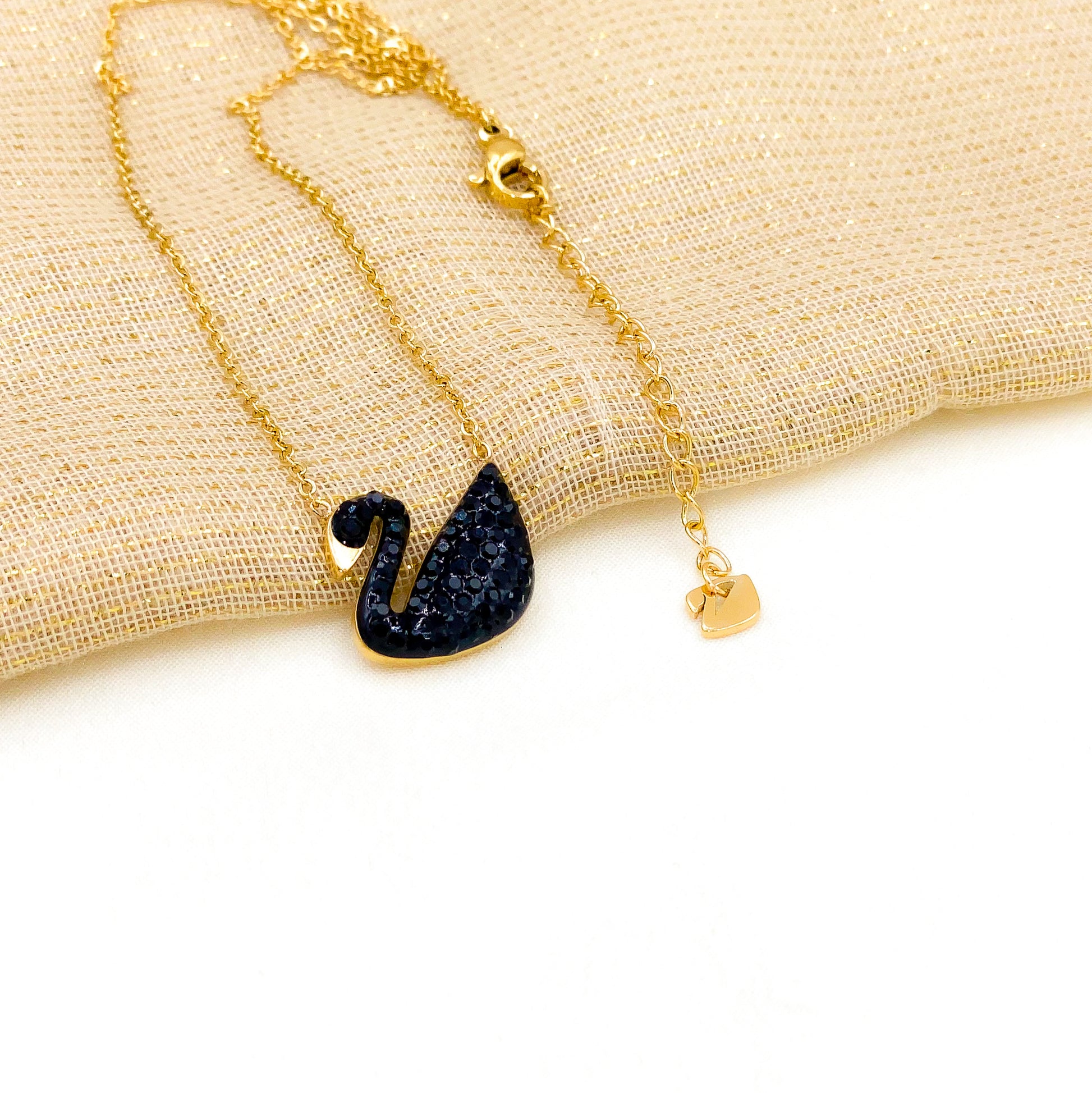Swan Pendant - Black – Amber