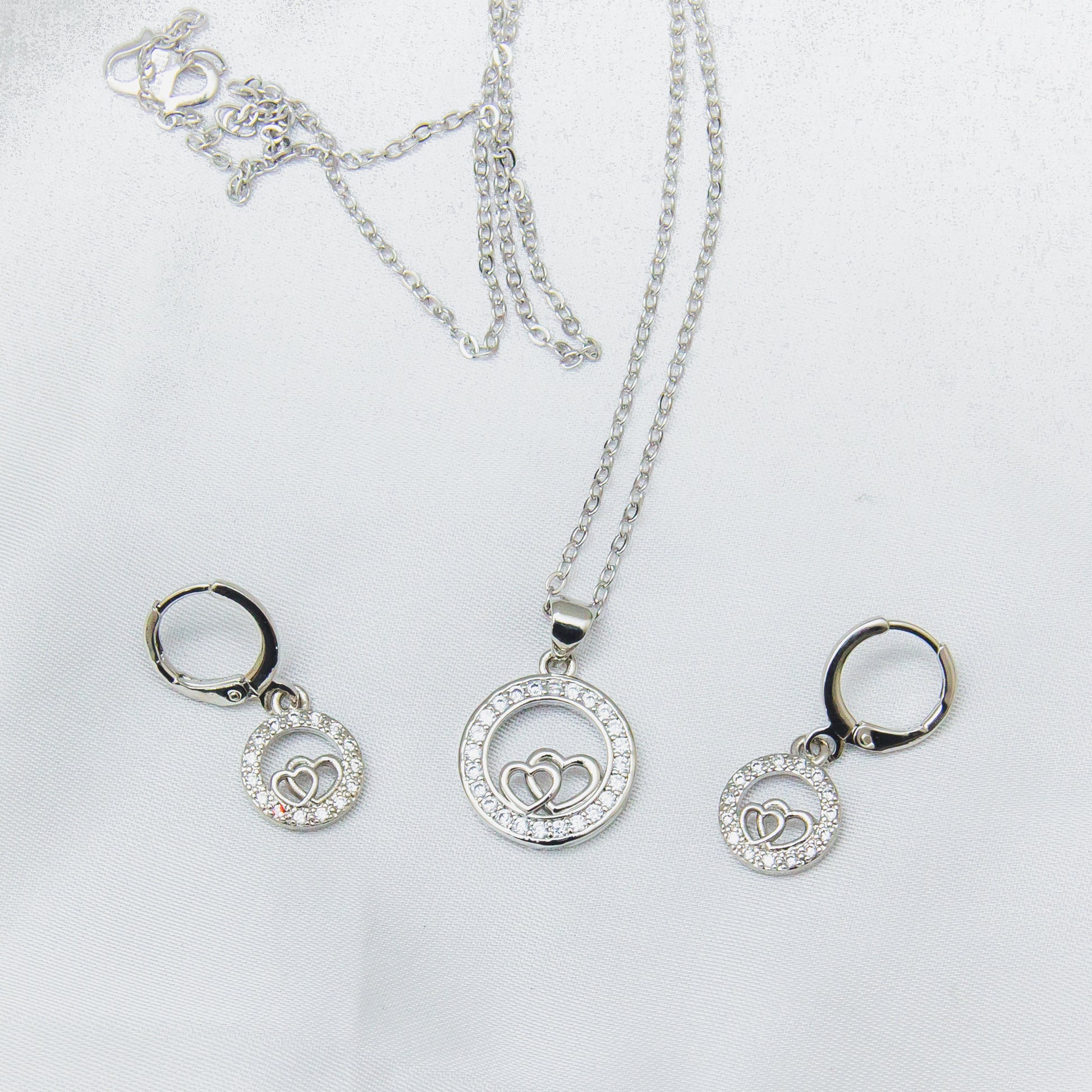 Unity Heart Locket Set - Silver – Amber